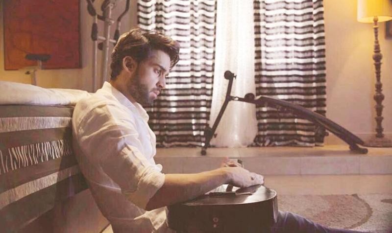 Bilal Abbas to Appear with Ushna Shah in Drama Serial Balah (Cast, Crew ...