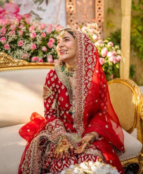 Areeba Habib | Biography, Age, Education, Husband & Dramas