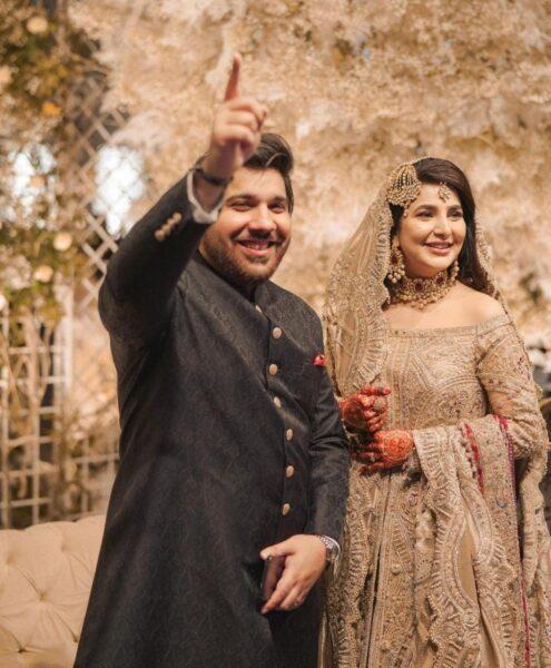 Areeba Habib | Biography, Age, Education, Husband & Dramas